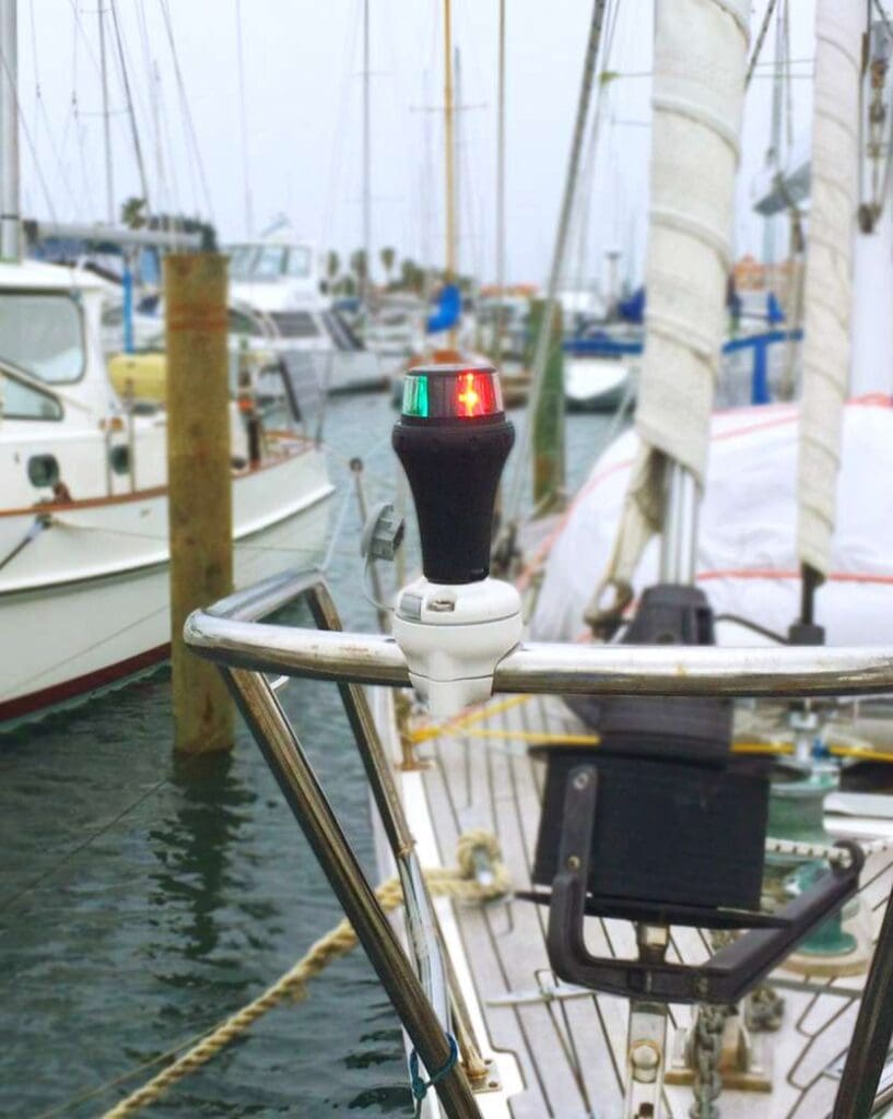 Illuminate Navigational Bow Light | RAILBLAZA