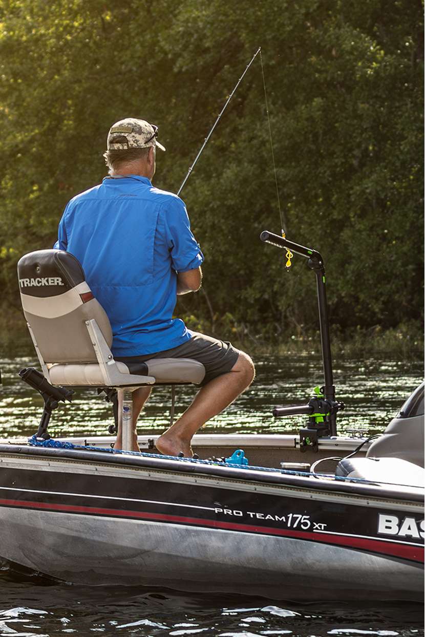 HEXX Gunnel Track Mount | RAILBLAZA