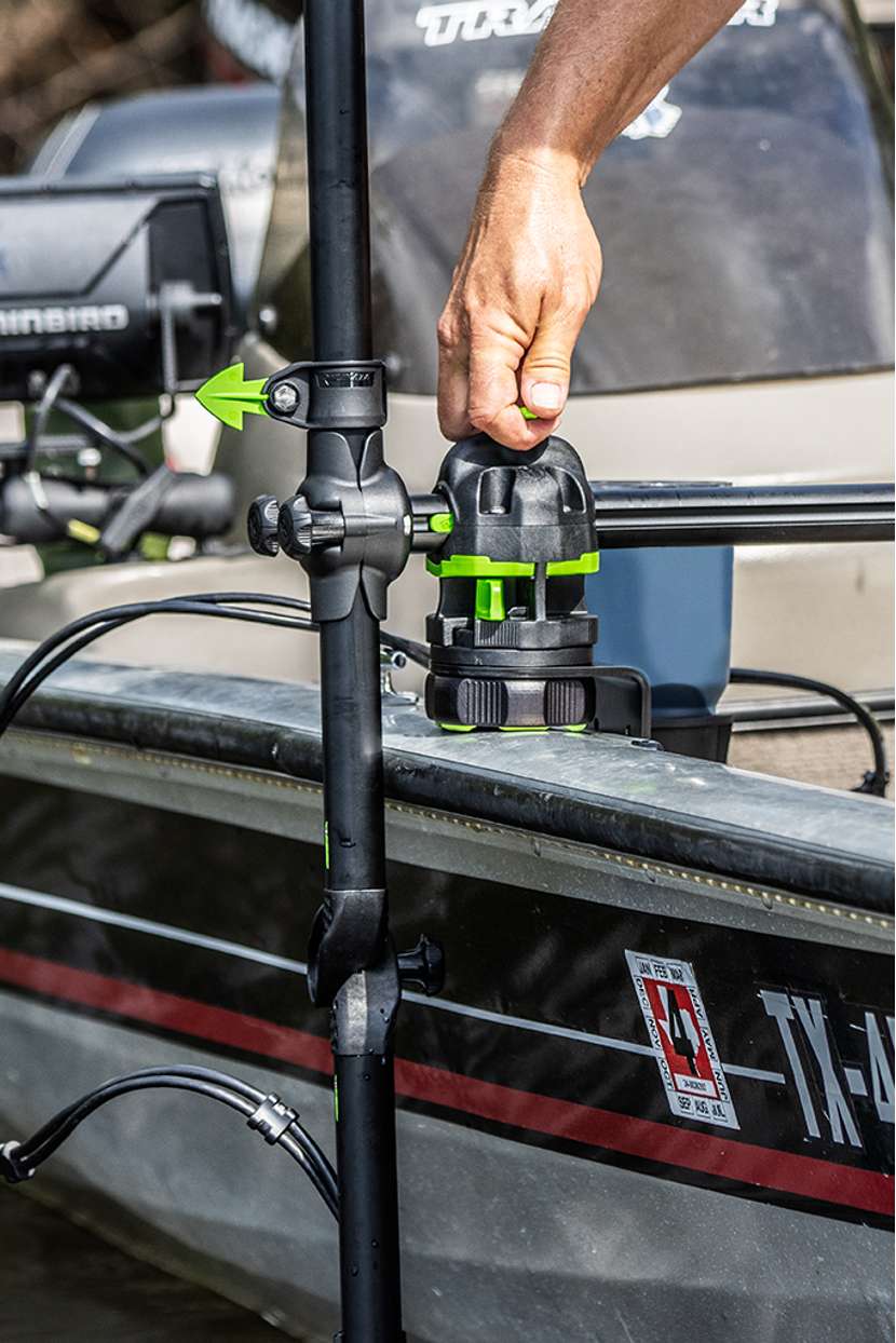 HEXX Gunnel Track Mount | RAILBLAZA